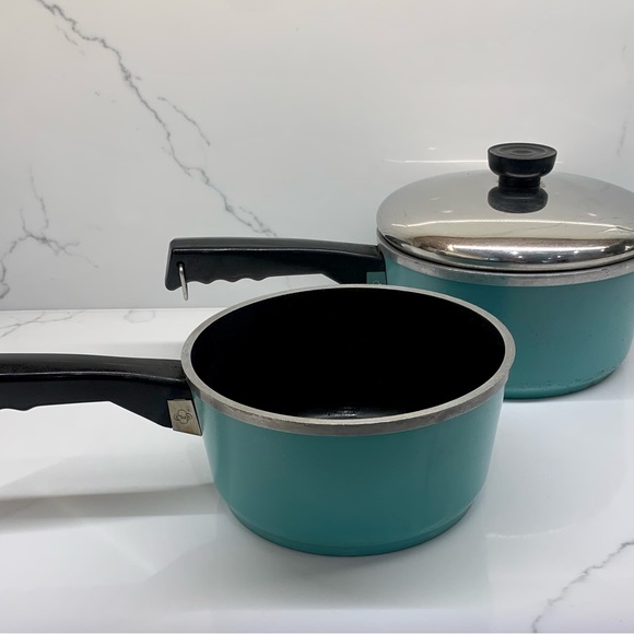Club Cookware | Kitchen | Vintage Club Aluminum Cookware Turquoise 3 ...
